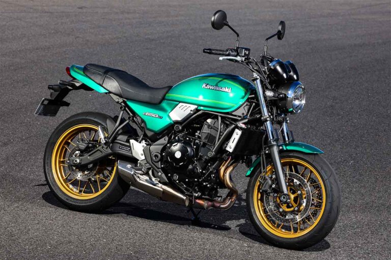 ベースの良さが光る2台｜KAWASAKI Z650RS ＆ Z650 試乗比較 - 【公式】RIDERS CLUB（ライダースクラブ）