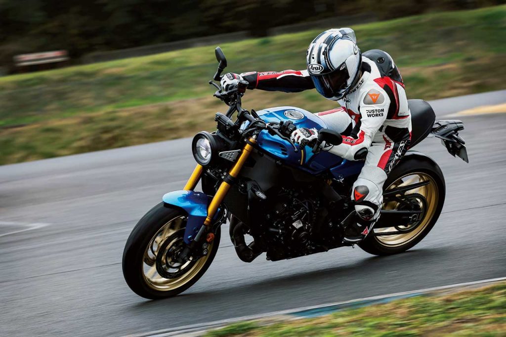 ノスタルジックな憧れを、呼び起こしてくれる｜YAMAHA XSR900 - 【公式】RIDERS CLUB（ライダースクラブ）