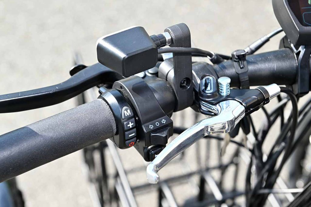 潜水艦から自転車まで!? カワサキ初の3輪電動自転車「noslisu（ノスリス）」が市販開始！ - 【公式】RIDERS CLUB（ライダースクラブ）