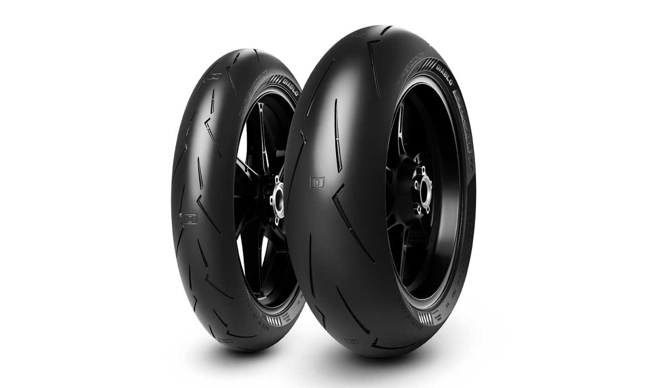 PIRELLI DIABLO SUPERCORSA V4 SP｜最新SSの性能を最大限発揮させられる - 【公式】RIDERS CLUB（ライダースクラブ）